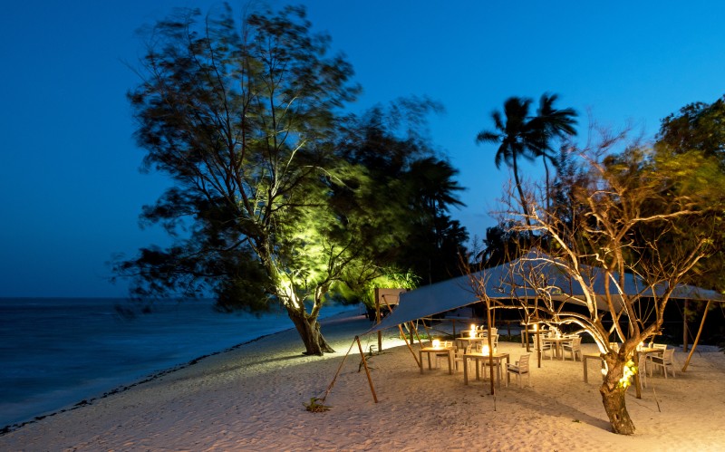 Zanzibar Vacation: Zanzibar Beach, Stone Town & Spice Tour